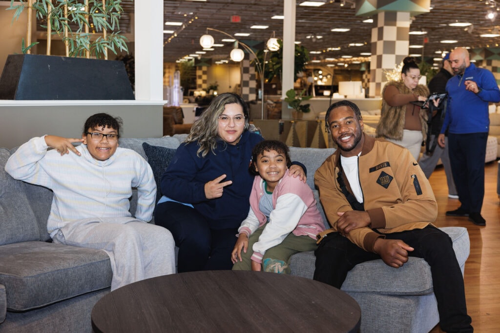 Bob’s Discount Furniture and the New York Giants Help Make a House a ...