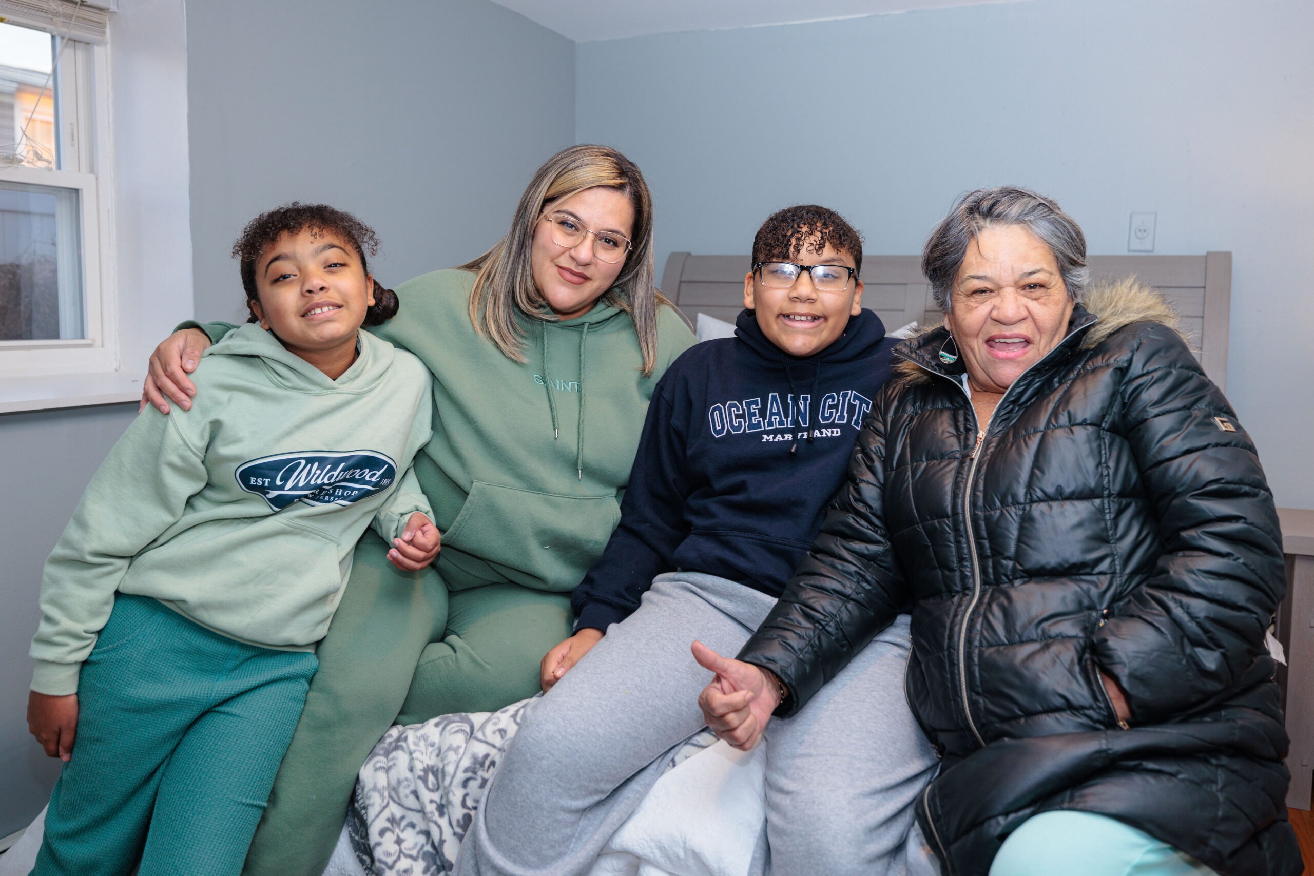 Bob’s Discount Furniture and the New York Giants Help Make a House a ...